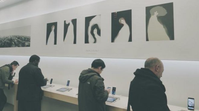 New Apple Store displays show off art created with Apple products ...