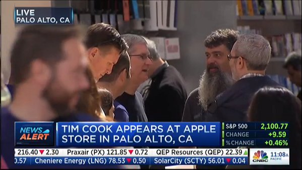 Tim Cook among Apple Store visitors in scenes from Apple Watch's retail ...