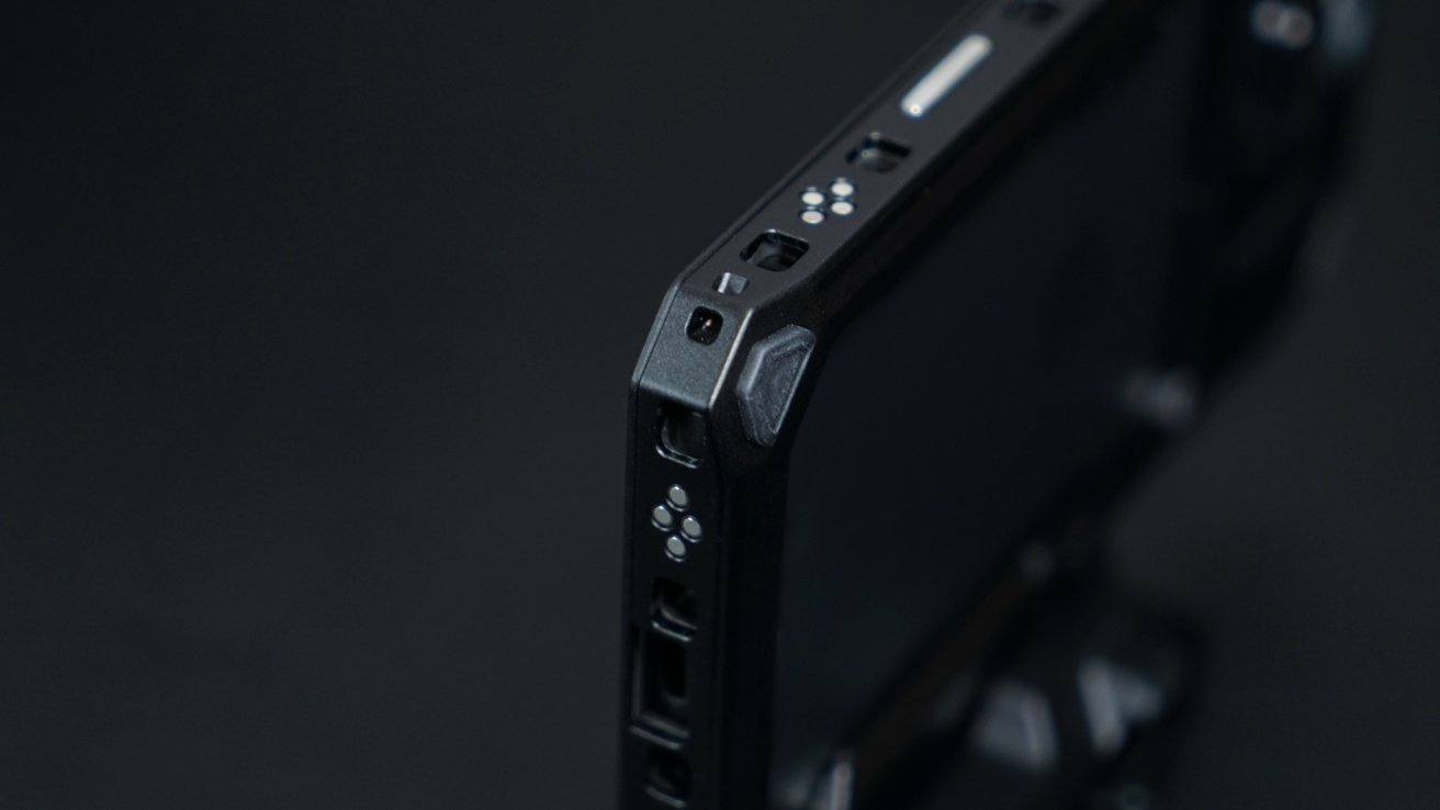 Tilta Khronos iPhone camera system review: features, price