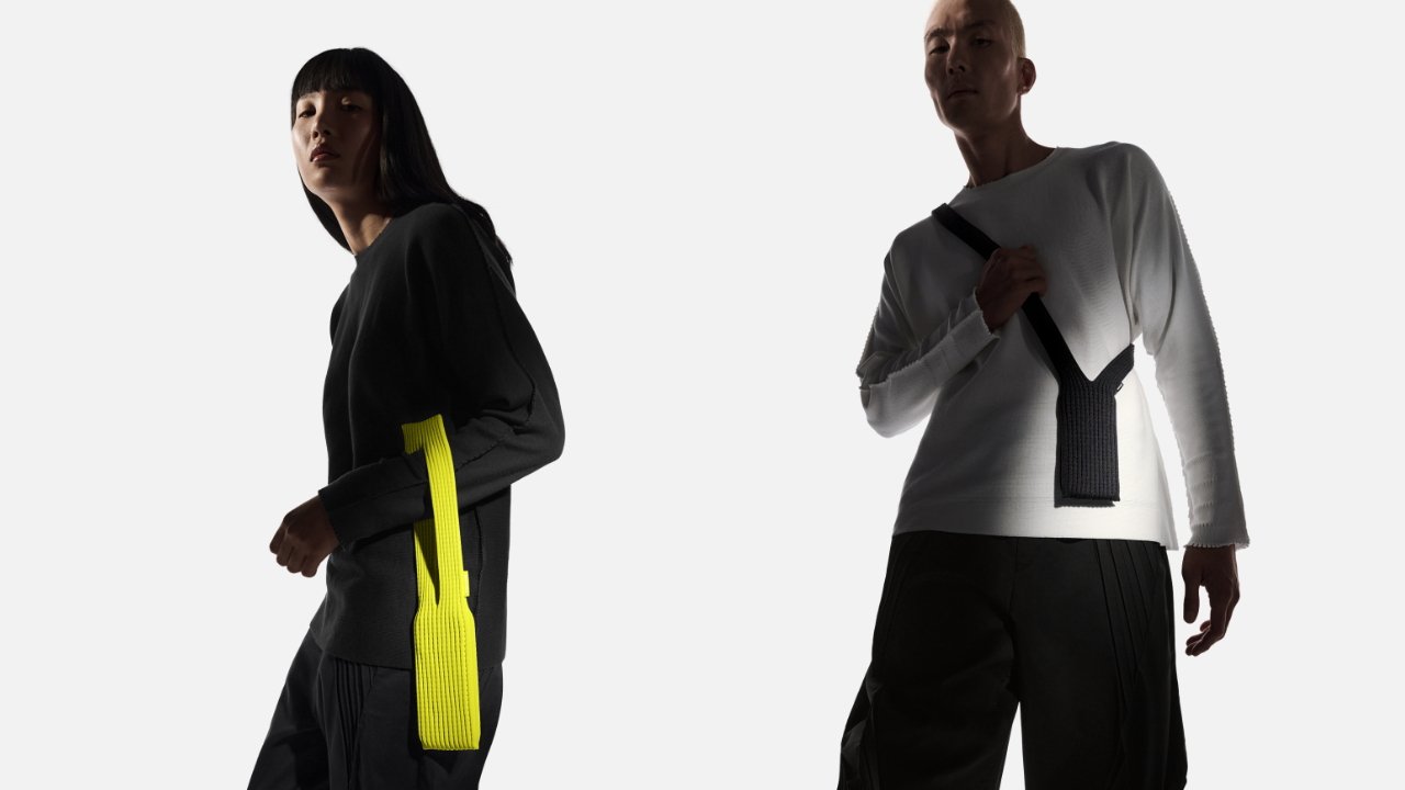 iPod Sock is back, iPhone Pocket knitted strap holder